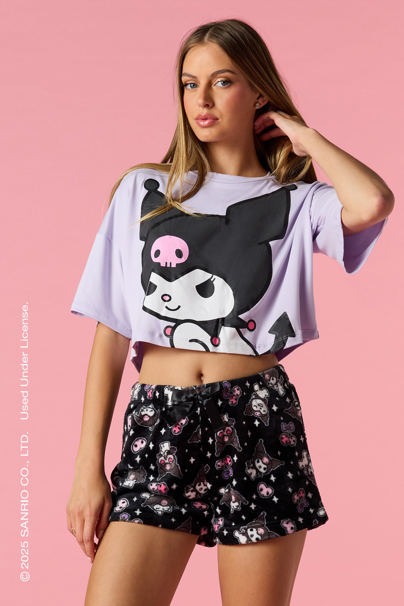 Ensemble pyjama avec t-shirt et short à imprimé Kuromi – Urban Planet